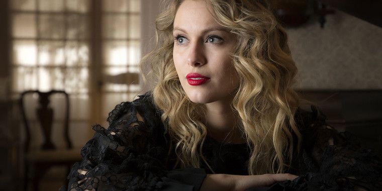 Join the Single Light Portraits Photo Contest and win Apollo Orb ...